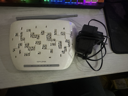 TP-LINK router td-w8151n