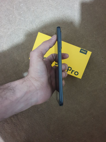 Poco m4 pro karobka