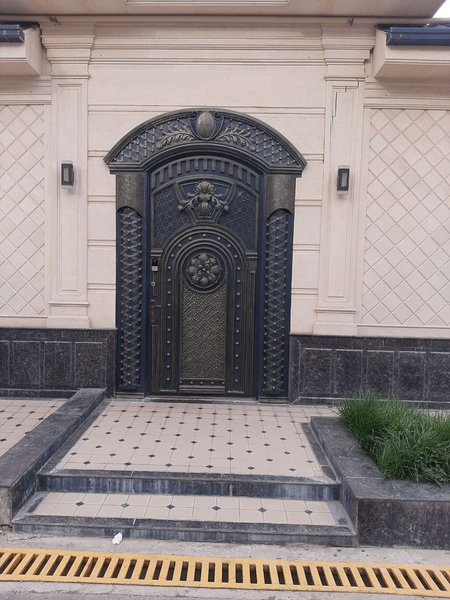 EVRO покраска ворот Рестоврации услуги сварочных работ