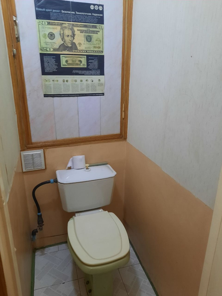 Продаю квартиру Яшнабадский р-он Авиасозлар-3. 1-ком 4-этаж 4-этажном