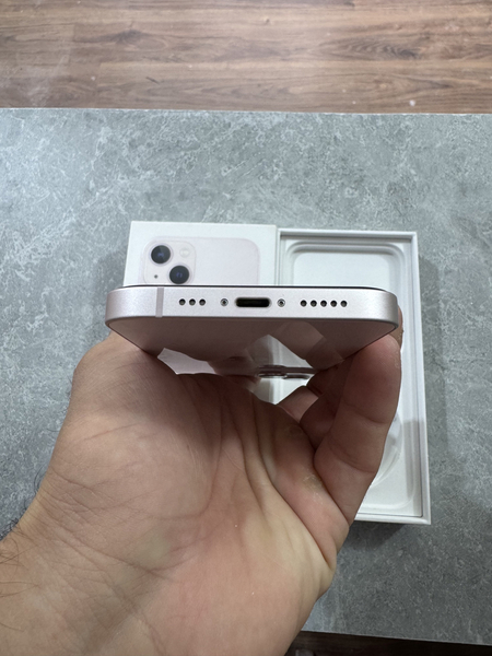 iPhone 13 128GB Pink