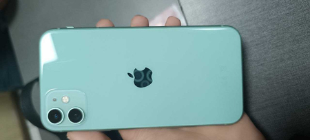 Iphone 11 sotiladi 128gb