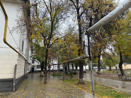 Продаётся квартира 2 комнатная 1 этаж Рисовый мост