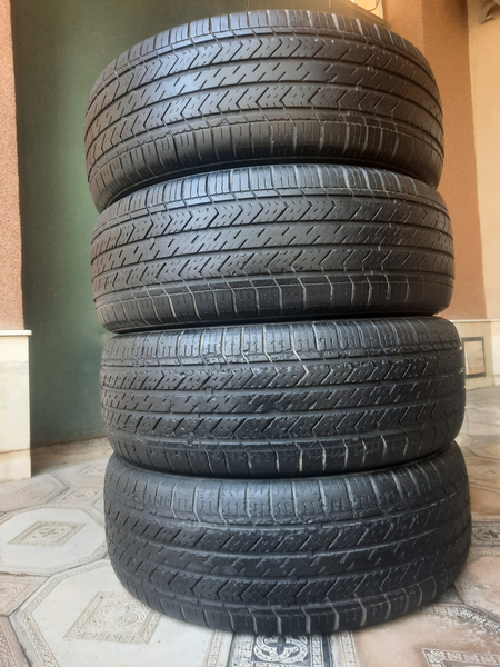 205/65R15 Сотилади.