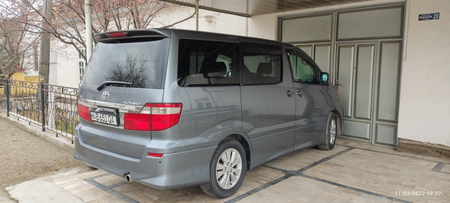 Tayota Alphard sotiladi