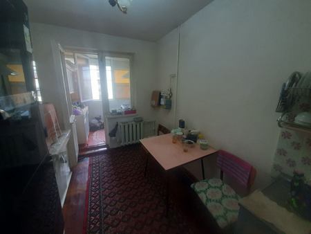 Продается 3х ком квартира на 4 этаже, ор:Шарк,Чевар,Мечеть