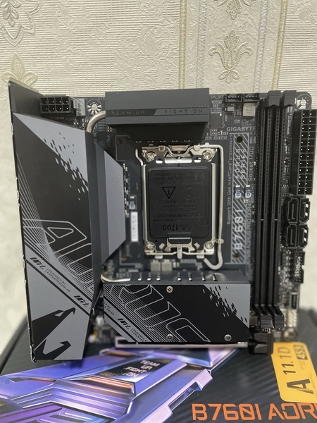 Gigabyte Aorus Pro B760-I DDR4 WiFi