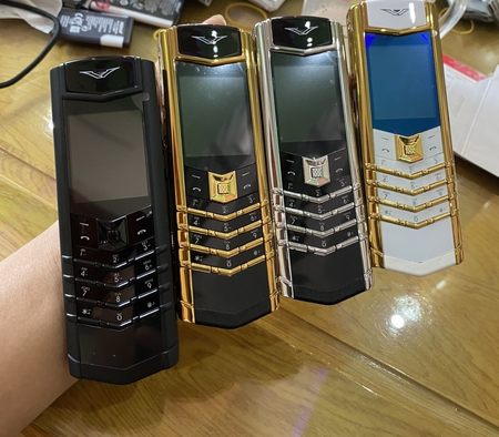 Mutloqo yengi vertu signature ture 026 temir korpus gold rangi bor