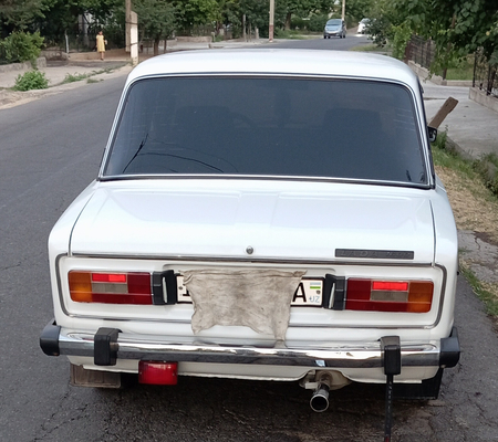 Авто сотилади тезда.