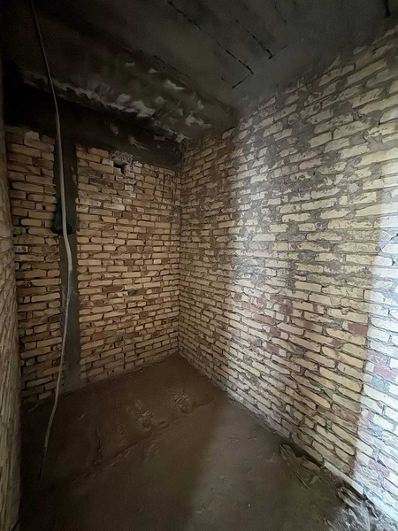 3 xonali 4-etaj 6qavatli g’ishtli dom 
87m2