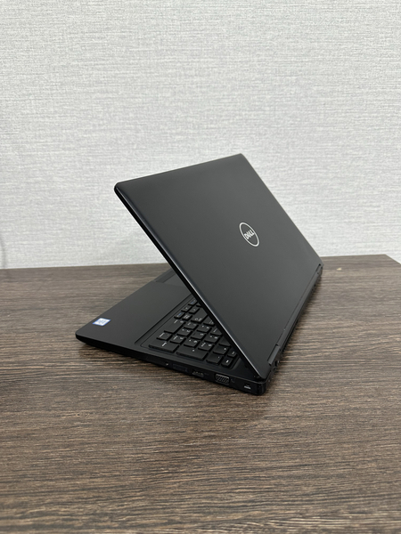 8-Ядерный Dell Precion 3520 intel Core i5 IPS 15.6 Nvidia GeForce DDR5