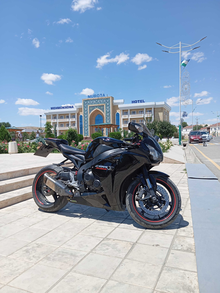 Honda cbr 1000rr 2011