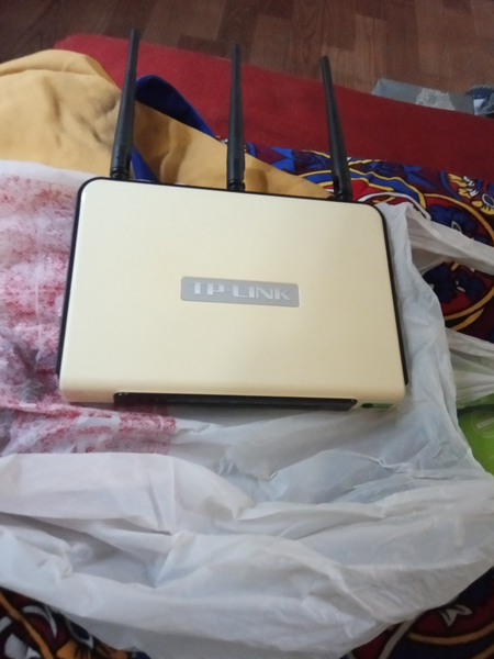 Роутер  Tplink wr-940N
