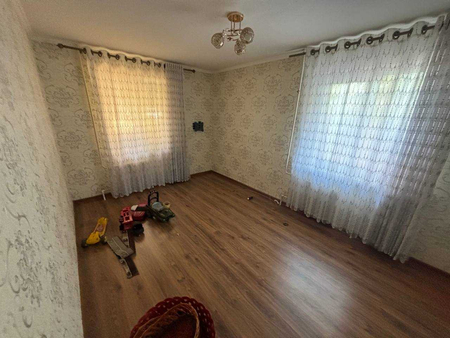 Продается / Ипотека / Под Нежилое Офис / 40 м. / Фасад 15 метров