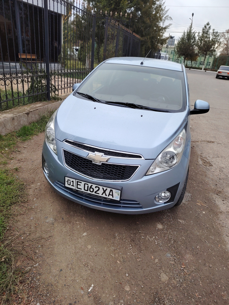 Спарк 2015 года автомат