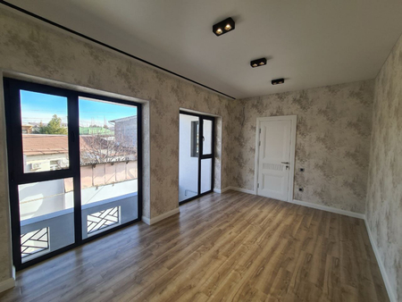 Продается новый Евро дом в Центре Луначарском ( 2 сотки )