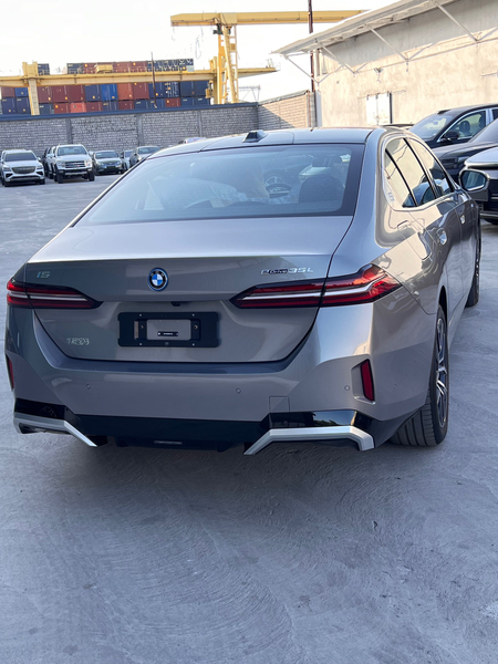 Продаётся BMW I5 Exclusive M sport пакет