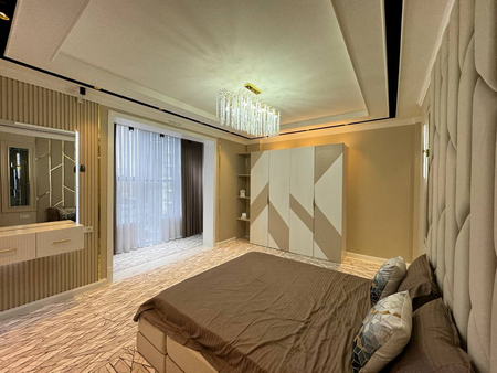 Продаю 3х ком.кв. новостройка 124м² 4-этаж с лифтом Узбекистанский