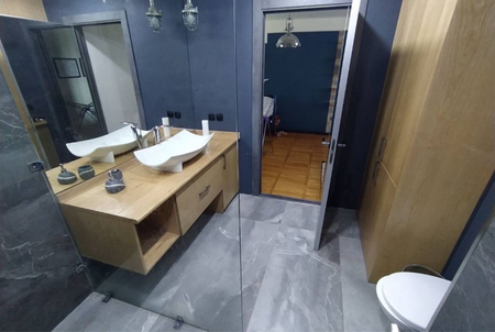 Продается 3х клмнатная квартира,Московская высотка,Дархан,46м2