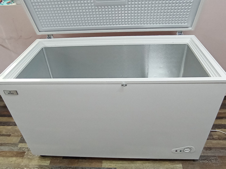 Продам морозильник ларь BERG SBD-400