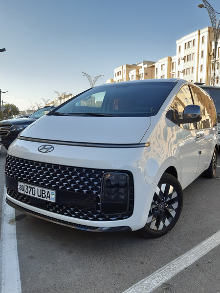 Услуга транспорта Hyundai Staria