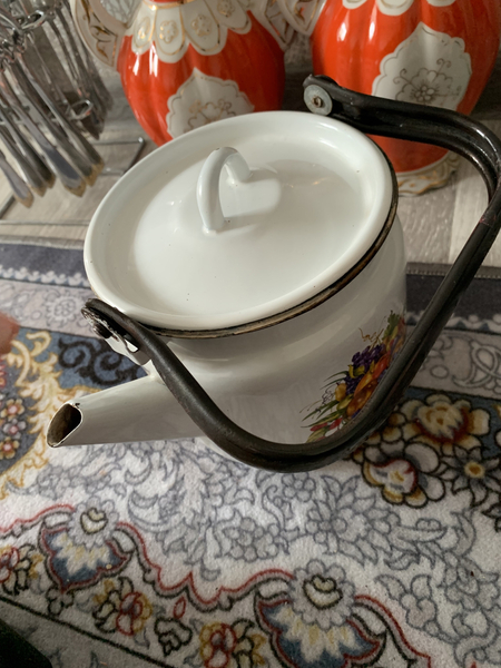 Продам чайник целый