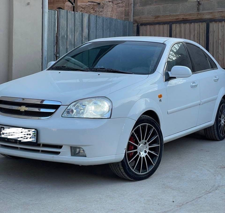 Lacetti 1.8 (2010)