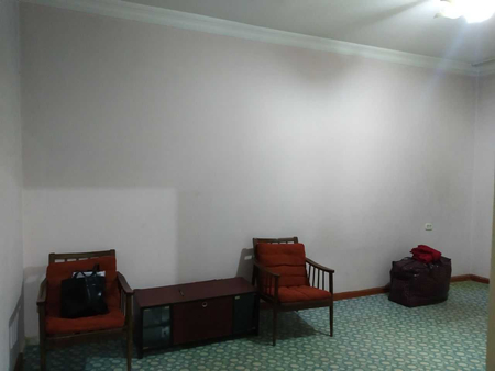 Продается своя ТТЗ-1  2/1/4.  в 3 комн. [под офис).Возможна ипотека.