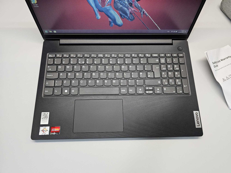 ПРОДАМ Lenovo V15G4 /2024 Ноутбук AMD Silver 7120U/8GB/256SSD/15.6