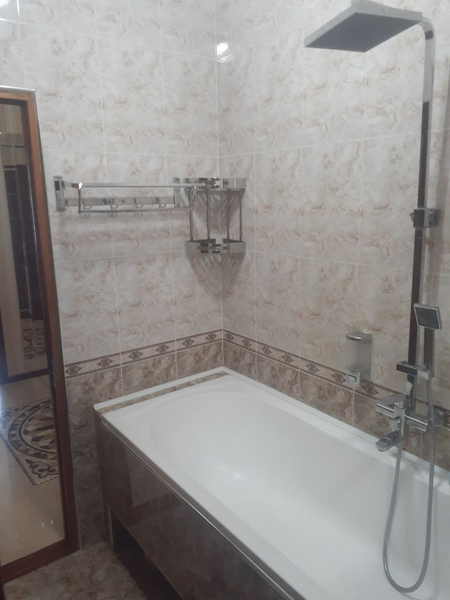 Tezda uy sotiladi 3xonali