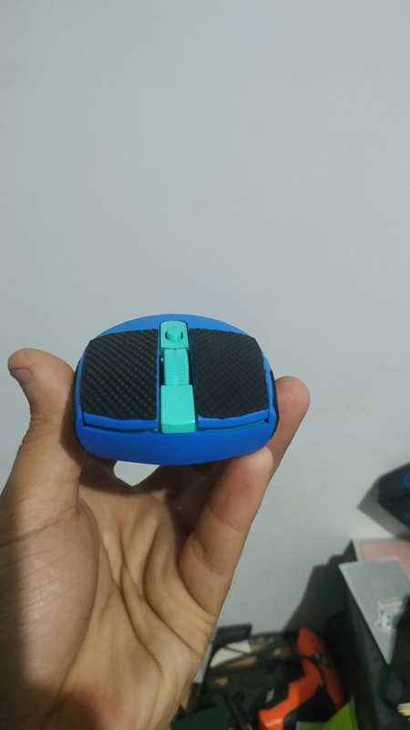 Logitech g304 (original) LIGHTSPEED Wireless Gaming Mouse