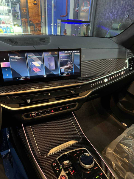 BMW X7 40i 2023 M Pro пакет full 0 km