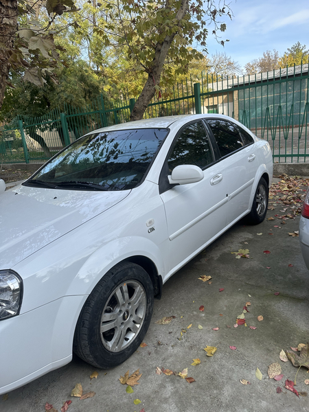Продаю Lasetti 1.8