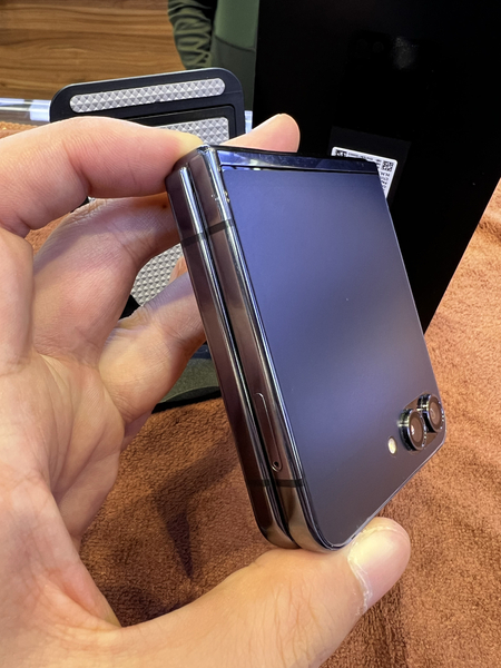 Samsung Flip 5 256Gb