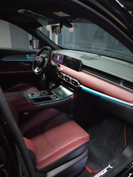 Jetour x 70 plus sotiladi