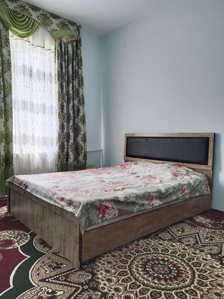 Spalni mebel sotiladi