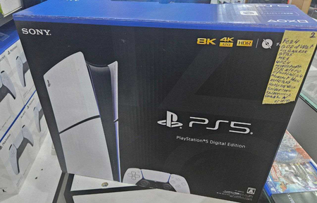 Playstation 3/4/5 идеальная состаяни, доставка бесплатно, топовых игры