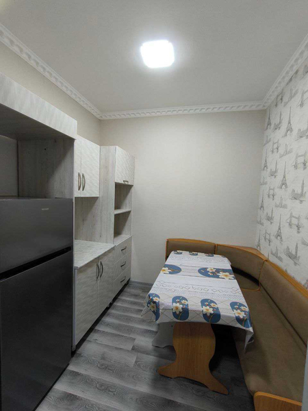 Продается квартира ташсельмаш Ашхабад парк Махтумкули 3/4/4 67м2
