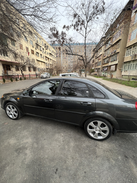 Продается Lacetti Gentra
