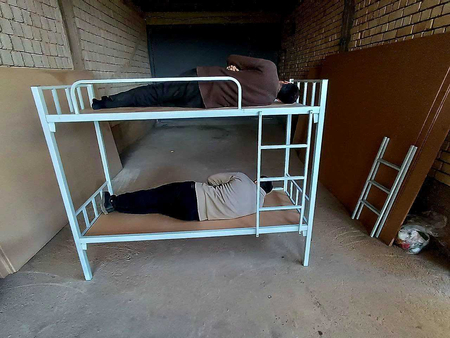 г.
Двухьярусная кровать
С