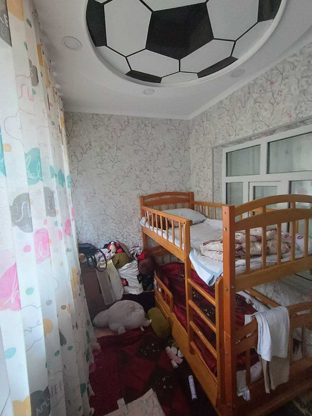 Продается квартира 4/1/4 на ТТЗ-4 Удвоенный Зал №466