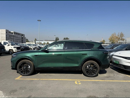 Voyah free hybrid 2024