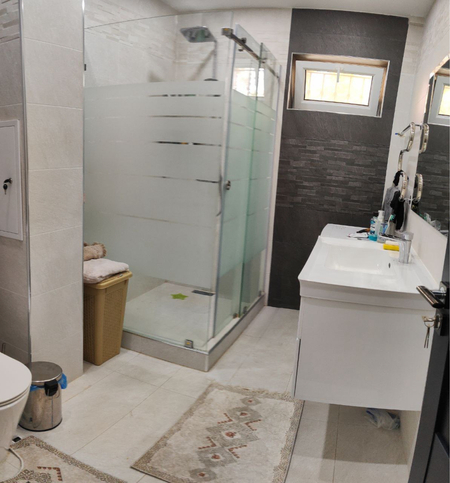 Аренда квартира 2/2/4, 70 м², 77 серия, ор-р метро Айбек