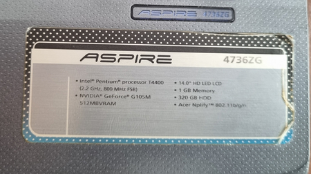 Acer Noutbuk satiladi