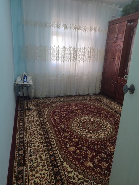 Тез кунда 3 хонали кватира сотилади