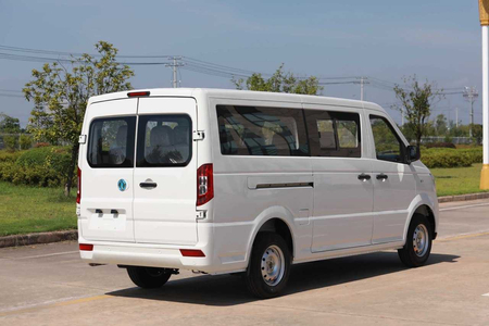 Dong Feng VicroAvtobus