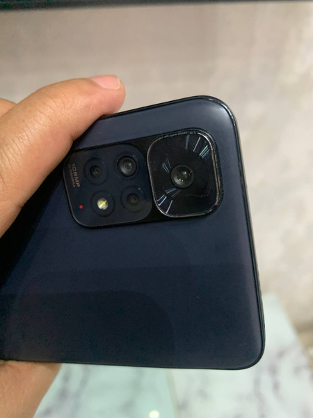 Redmi note 11s ekran alishgan ekran shisha singan karobka dakument bor
