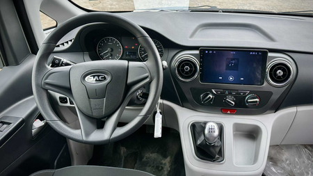 Б правада ҳайдаш мумкин бўлган JAC M3 Plus минивенларимиз сотувда!!!