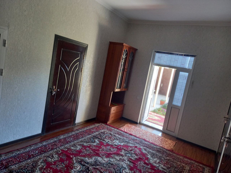 Qibray tumani ,Uzumzorda 3.2 Sotixli hovli sotiladi