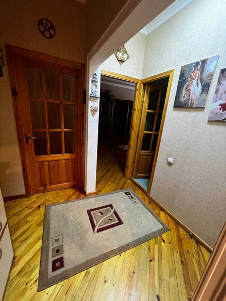 Сдам в долгосрочную аренду 4-х комнатную квартиру